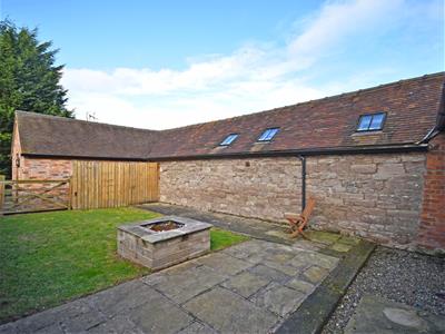 Property details for Kestrel Barn, Muckley Farm Barns, Muckley ...
